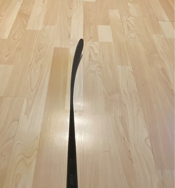 New AUSTON MATTHEWS Pro Stock Jetspeed FT6 Pro Hockey Stick ST PATTYS ...