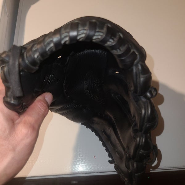 Used Right Hand Throw AMG 175 Nokona Baseball Glove 12" | SidelineSwap ...