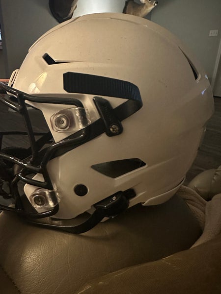 Used Large Adult Riddell SpeedFlex Helmet | SidelineSwap | Buy and Sell ...