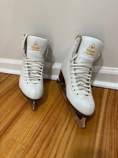 Used C Adult 4.5 Figure Skates | SidelineSwap | Buy and Sell on ...
