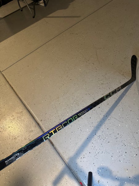 New Senior CCM Left Hand P28 Trigger 9 Pro 70 Flex Pro Stock Hockey ...