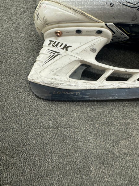 Used Blue Bauer Vapor Hyperlite 2 Skates | SidelineSwap | Buy and Sell ...
