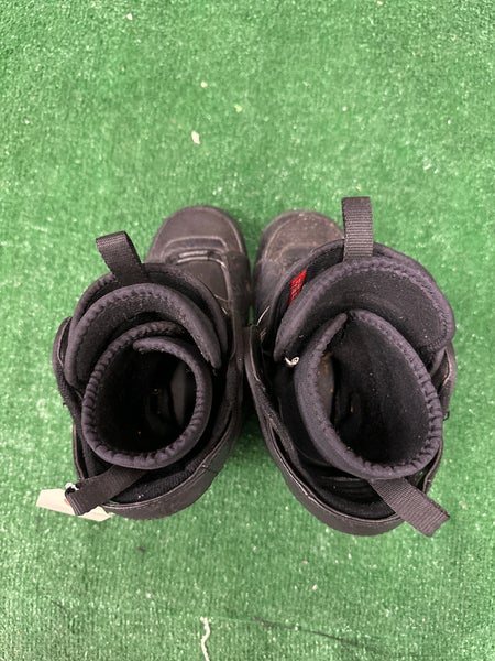 Used Junior Size 4.0 Flow Rift Snowboard BOA Boots | SidelineSwap | Buy ...