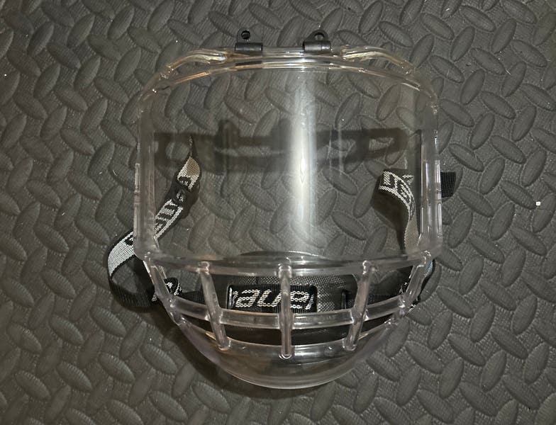 Bauer face shield store