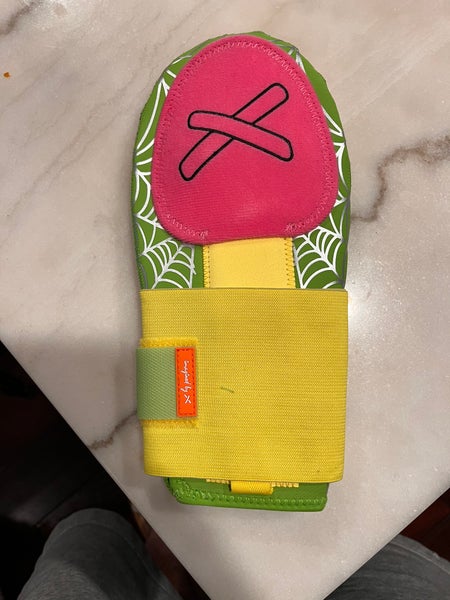 Absolutely ridiculous venom sliding mitt | SidelineSwap | Buy and Sell ...