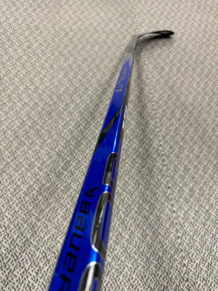 Bauer Blue Hyperlite 2 55 flex P28 curve left hand stick | SidelineSwap ...
