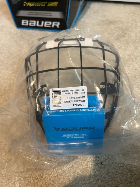 New Small Bauer Re-Akt 150 Helmet/Free New Bauer Cage Included ...