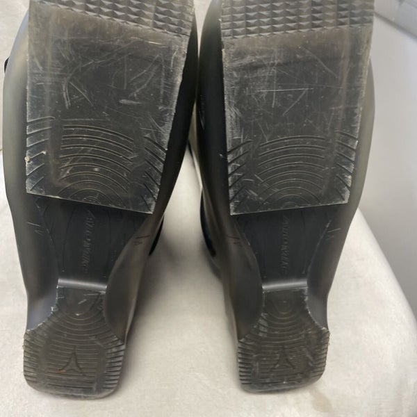Mondo Size 28 US Size 10 Atomic NUKE Ski Boots. Excellent Condition ...