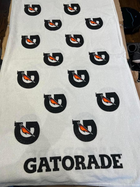 New Gatorade Sideline Towels 5 Pack. | SidelineSwap | Buy and Sell on ...