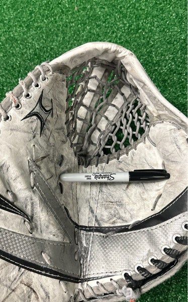 ITECH X-Wing Flex Armour Hockey Goalie Glove, Senior | SidelineSwap ...