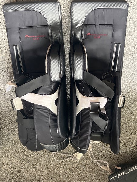 Used 35 + 1, True Regular Pro Stock Catalyst PX3 Goalie Full Set ...