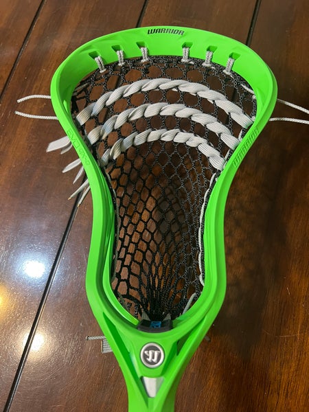 New Warrior Evo QX-O green with Hero 4.0 black mesh | SidelineSwap ...