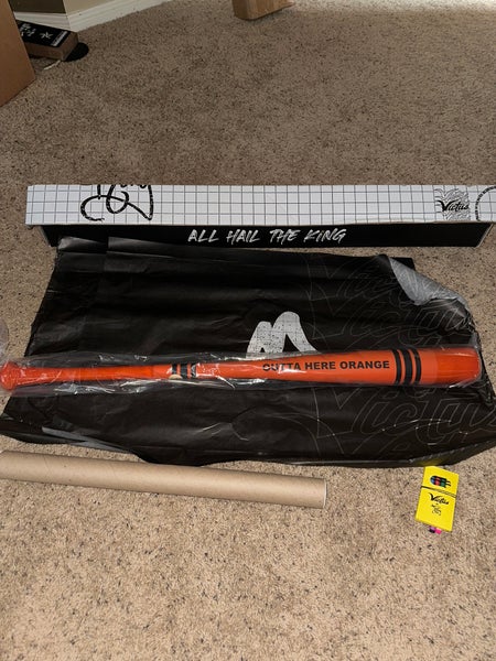 Victus Crayon Bat By The Bat King 32 Inch | SidelineSwap | Buy and Sell ...
