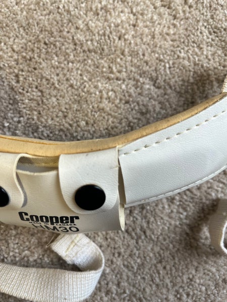 Cooper HM30 Hockey Canada Chin Sling - For HM 30 goalie cage Goalie ...