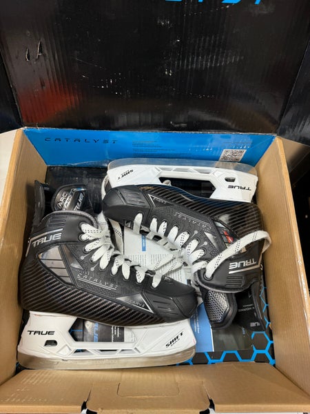 2024 True Wide Width 6 (Used) Catalyst arc Hockey Skates | SidelineSwap ...