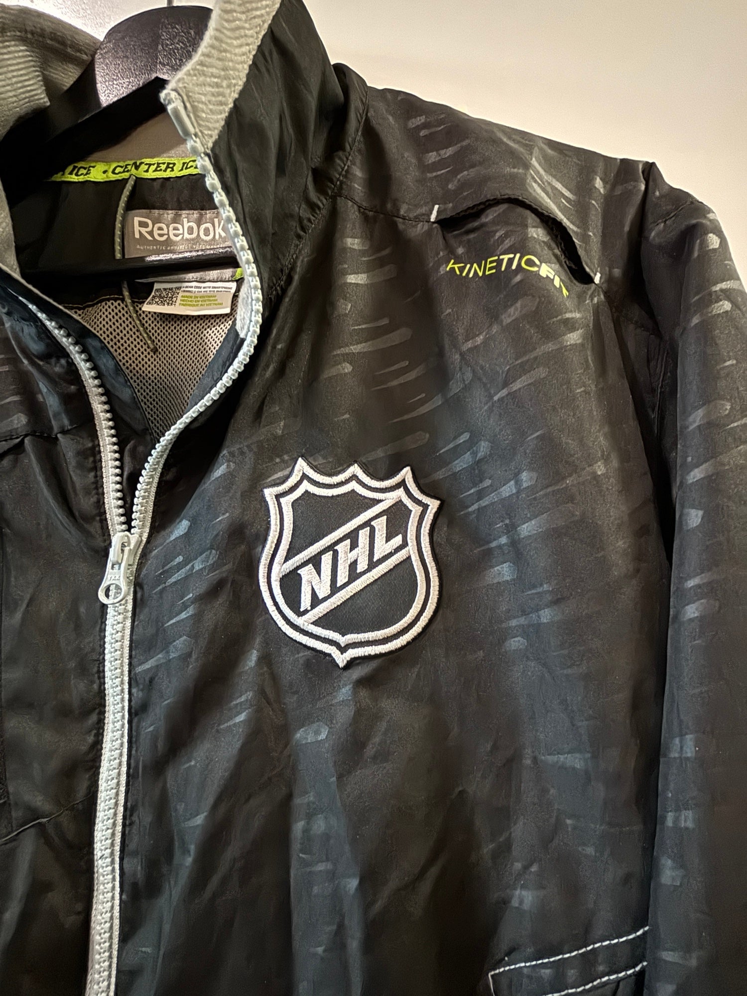 Reebok nhl jackets store