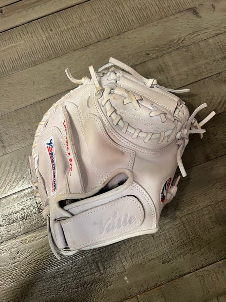 Valle Eagle Training mitt for catching in baseball 27” | SidelineSwap ...
