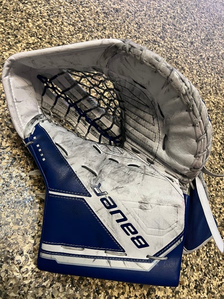 2022 Bauer Regular (Used) M5 Pro Glove and Blocker | SidelineSwap | Buy ...