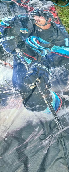 2024 NHL Winter Classic Seattle Kraken Matty Beniers 16’ Banner from ...