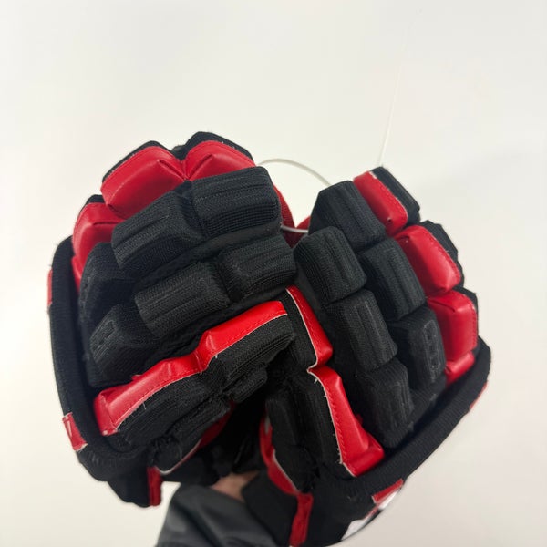 Used Chicago Blackhawks CCM HGCL 13" Gloves | Caleb Jones | L362 ...