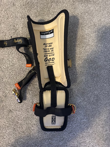 Aria Bible Black Binding Edition | Leg Guard WITH BOX | SidelineSwap ...
