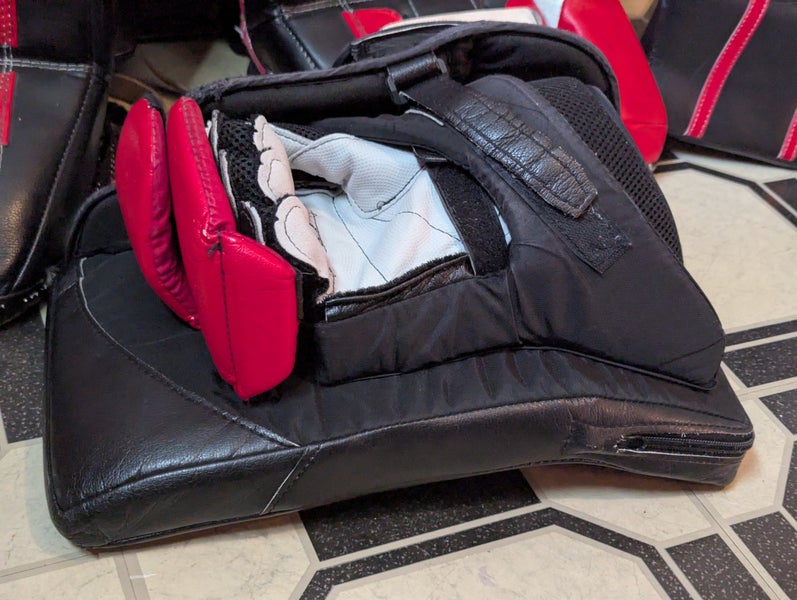 Battram goalie full set | SidelineSwap | Buy and Sell on SidelineSwap