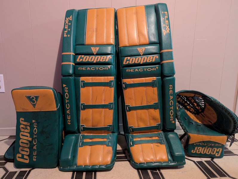 Battram goalie full set | SidelineSwap | Buy and Sell on SidelineSwap
