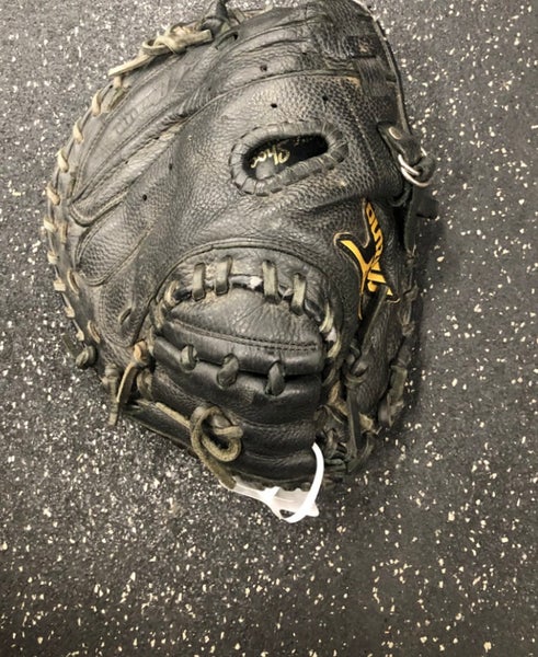 Mizuno Left Hand Throw Catcher's GXC94 Baseball Glove 33.5" (Used ...