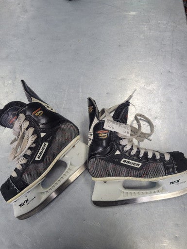 Used Bauer Supreme 3000 Junior 03 Ice Hockey Skates | SidelineSwap ...