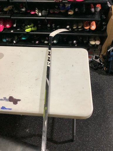 Used Ccm 65k 65 Flex Pattern 5 Senior One Piece Sticks | SidelineSwap ...