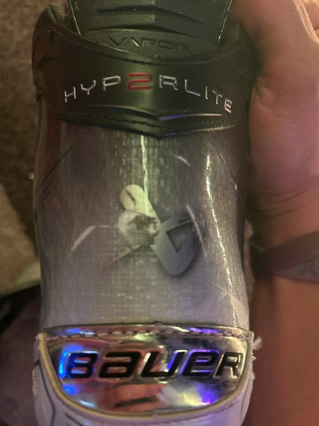 Bauer Vapor Hyperlite 2 Regular Width 10.5 (Used) | SidelineSwap | Buy ...