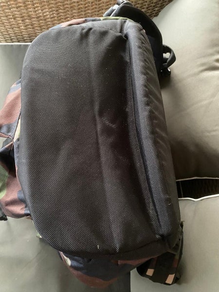 Pacific Rink Pond Hockey Back Pack Carry Bag--FREE SHIPPING ...