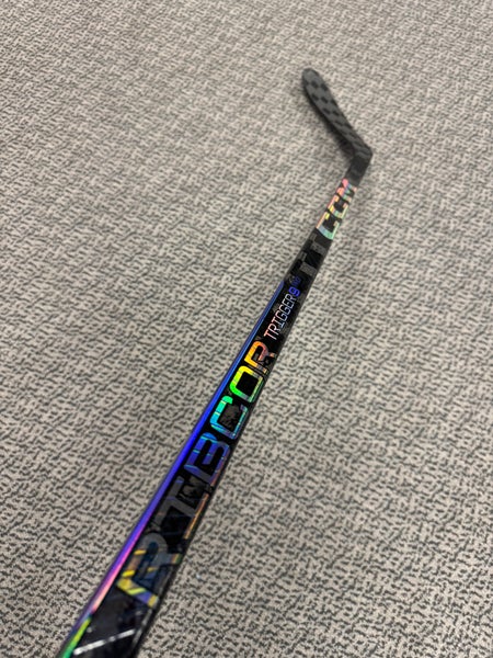 CCM Trigger 9 Pro 50 flex P28 curve left hand stick | SidelineSwap ...