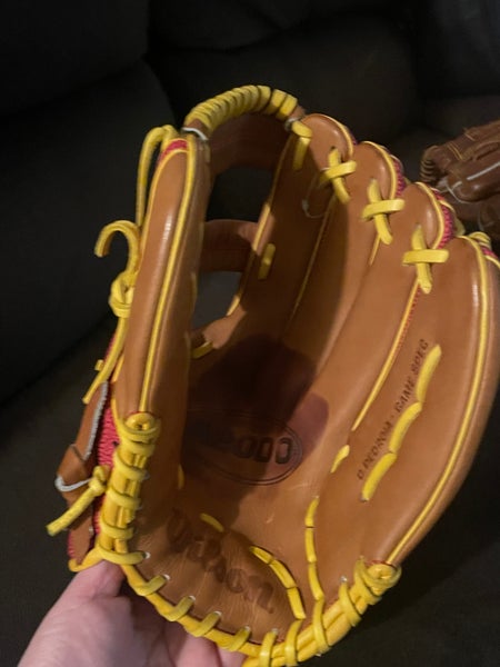 Wilson Right Hand Throw A2000 11.75" (Used) | SidelineSwap | Buy and ...