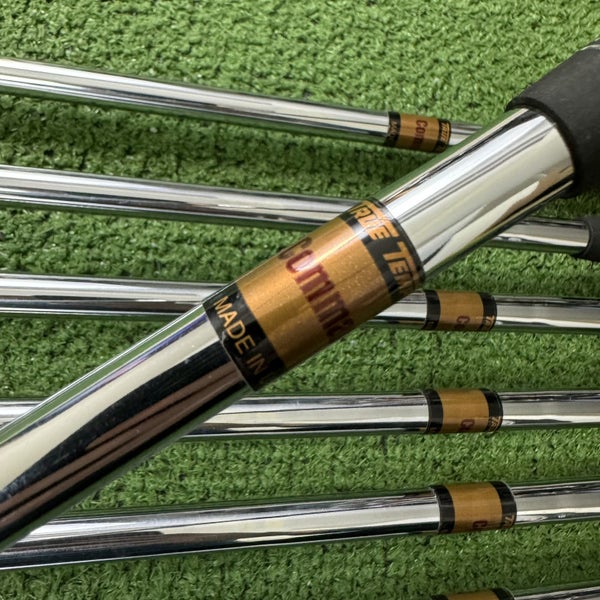 READ Wilson Deep Red FatShaft Iron Set 3-PW Command Regular Flex Left ...