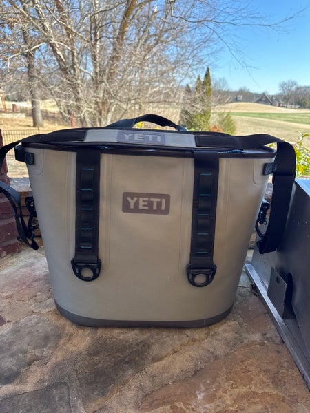 Yeti (Used) Hopper 40 | SidelineSwap | Buy and Sell on SidelineSwap