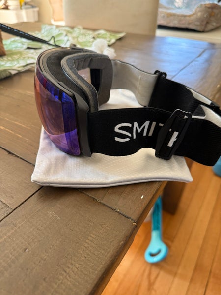 Smith IO Mag XL Goggles | SidelineSwap | Buy and Sell on SidelineSwap