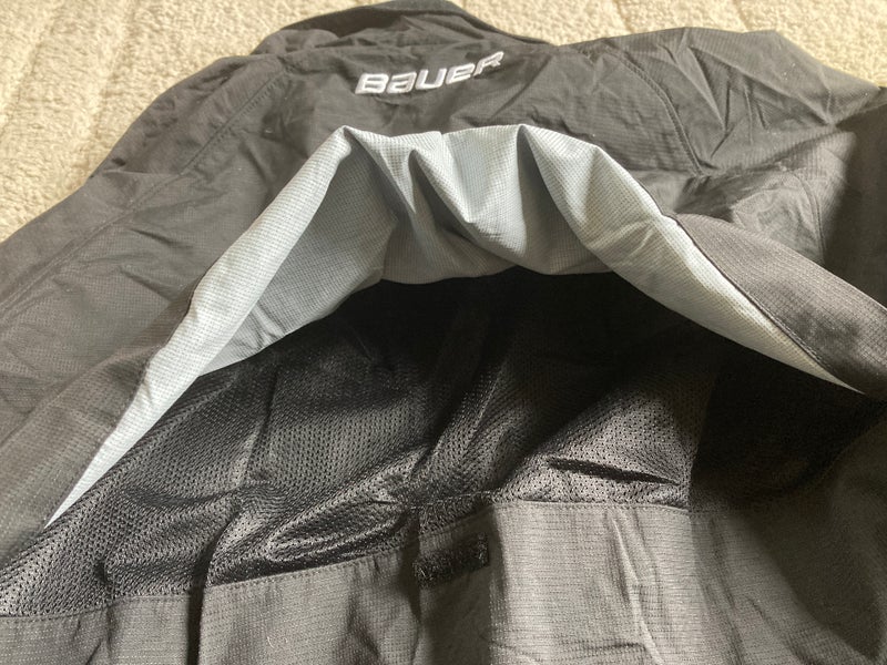 Bauer Warm Up Rink Suite Skate Jacket Large | SidelineSwap | Buy and ...
