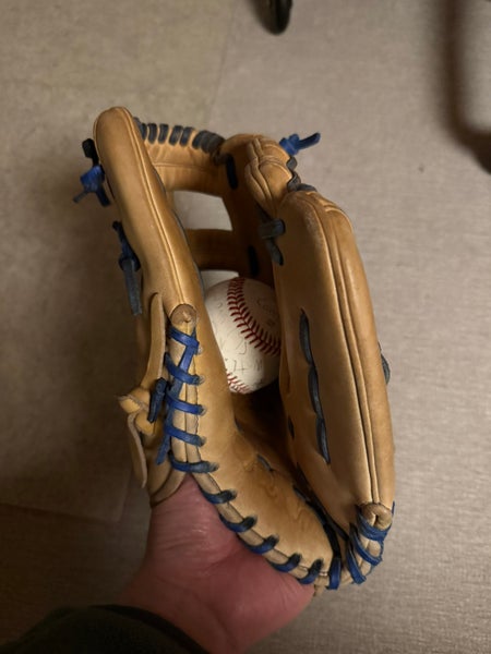 Wilson A2000 EL3 Right Hand Throw Infield 3B 11.75" (Used ...