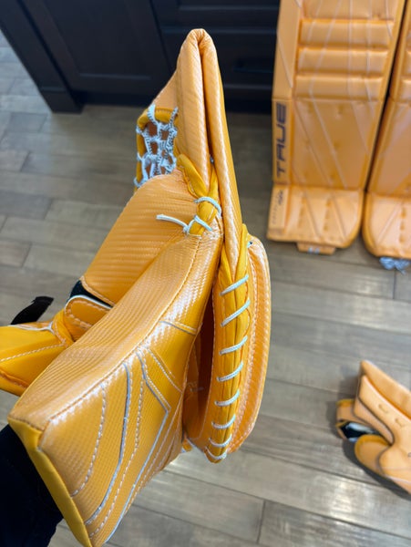 Brand New Pro Stock 33+2 True Catalyst PX5 Pro Goalie Full Set Saros ...