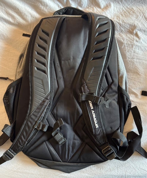 Gray Adult Unisex Large/Extra Large Under Armour Backpack (Used ...