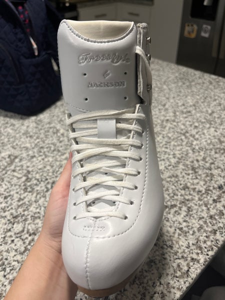 Jackson Ultima Figure Skates C Adult 6 (Used) | SidelineSwap | Buy and ...