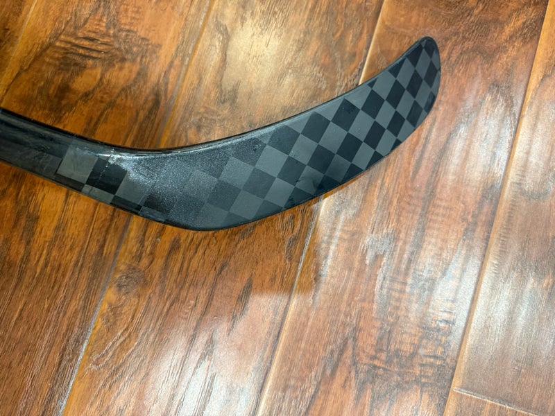Senior Bauer Vapor Hyperlite 2 P92M Pro Stock (New) | SidelineSwap ...
