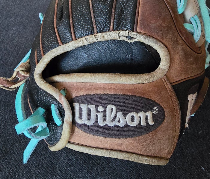 Wilson A2000 Pro Stock 1786 Reconditioned MINT Laces! | SidelineSwap ...