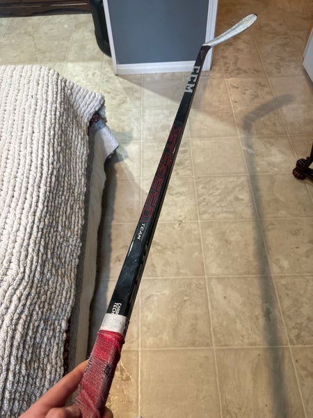 Senior CCM JetSpeed FT3 Team Right Handed Hockey Stick P28 Pro Stock ...