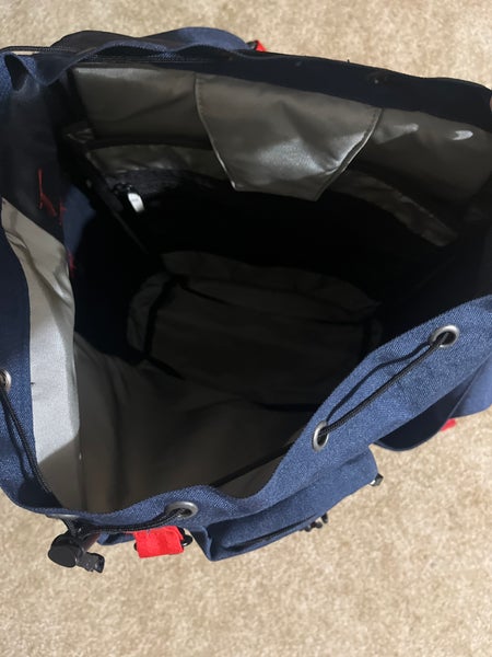 Pacific Rink Pond Pack Hockey bag | SidelineSwap | Buy and Sell on ...