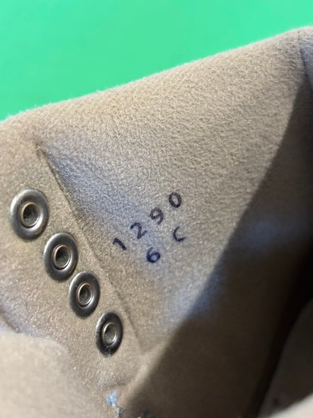 Jackson Ultima Excel Figure Skates Adult 6 | SidelineSwap | Buy and ...