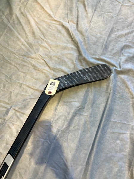 Intermediate CCM Jetspeed FT+ Hockey Stick RH 65 Flex P29 Pro Stock ...