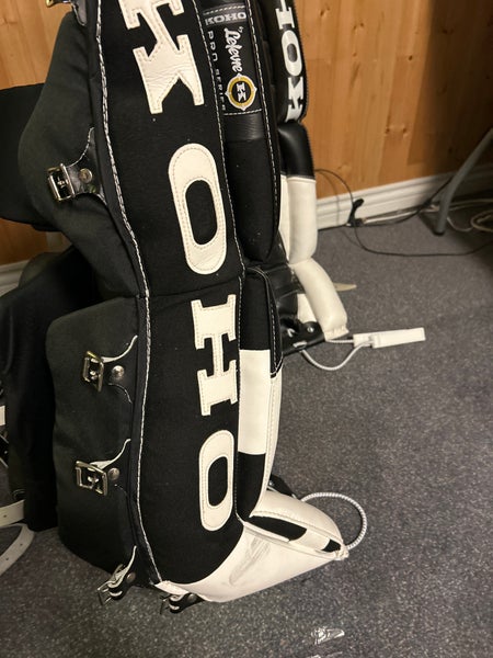 Koho 560 pads with matching gloves | SidelineSwap | Buy and Sell on ...