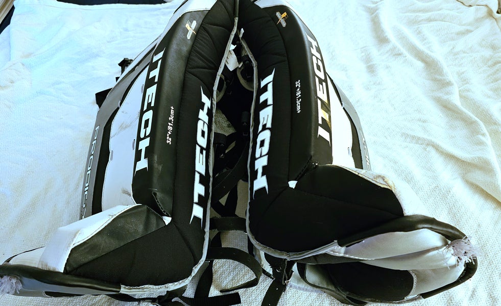 32" Itech Prodigy Goalie Leg Pads (Used) | SidelineSwap | Buy and Sell ...